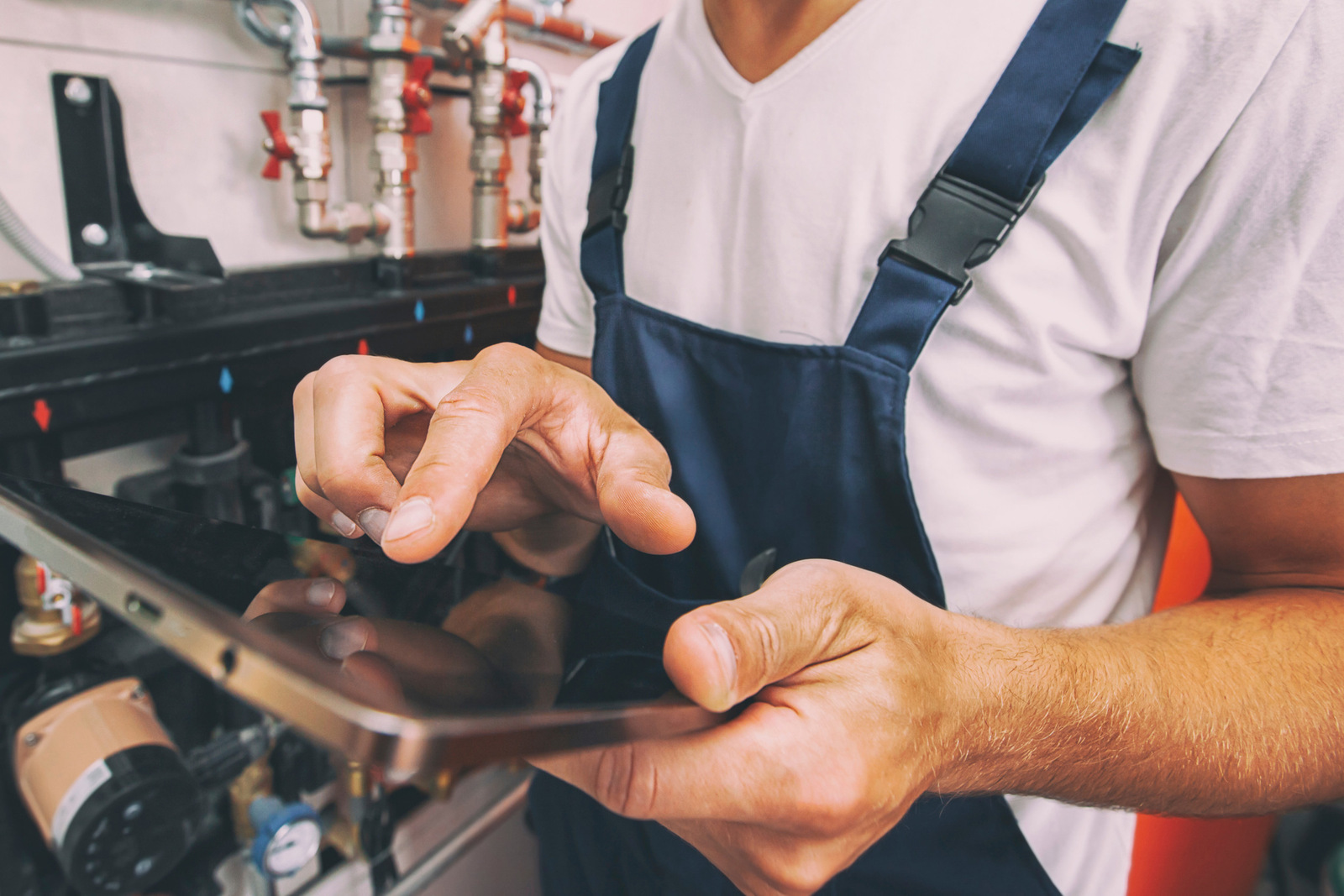 Digitale Tools - Handwerker-App Power­bird Mobile wei­ter­ent­wickelt