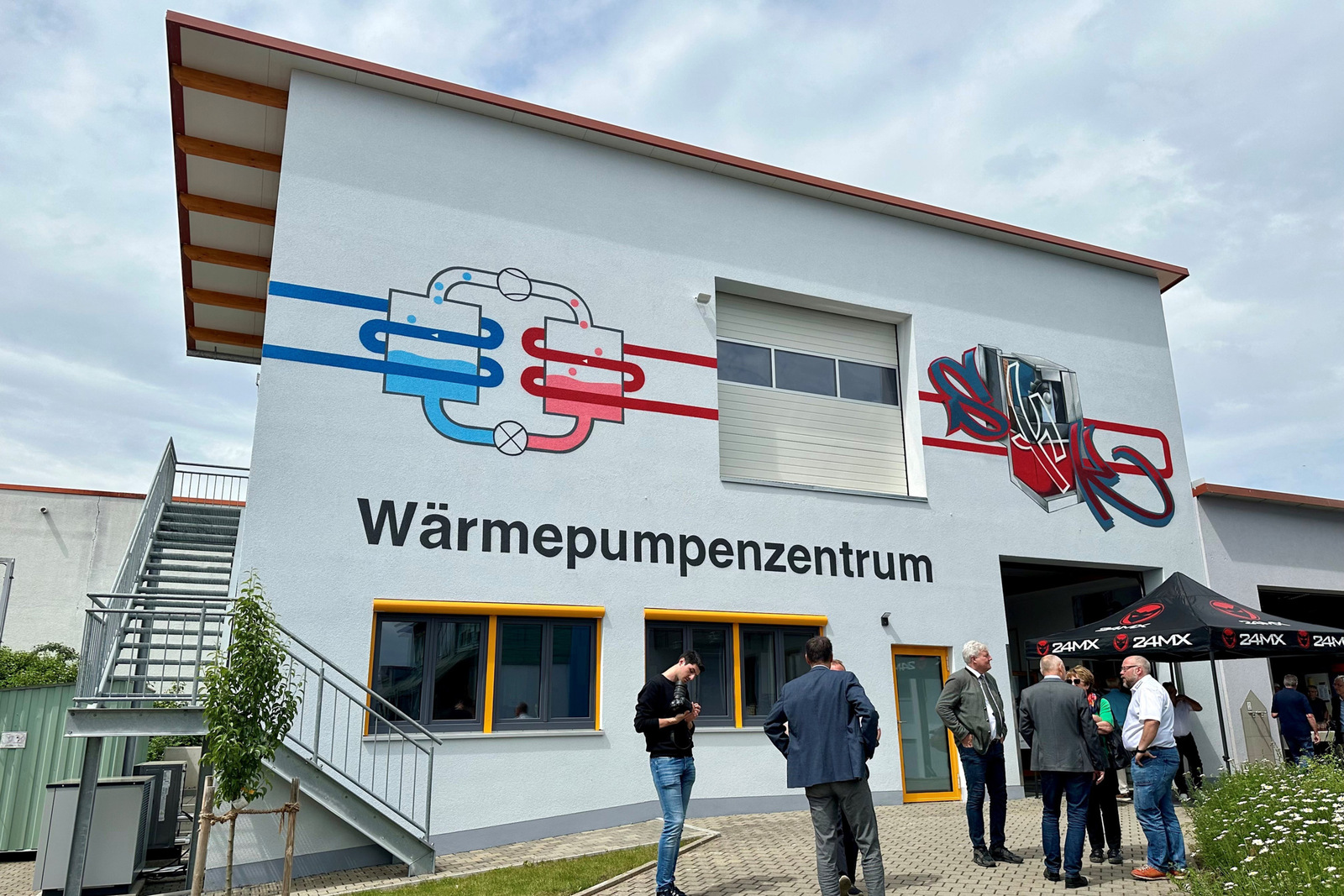 Jubiläum - GC-Gruppe: GC Online Plus feiert 25. Geburtstag