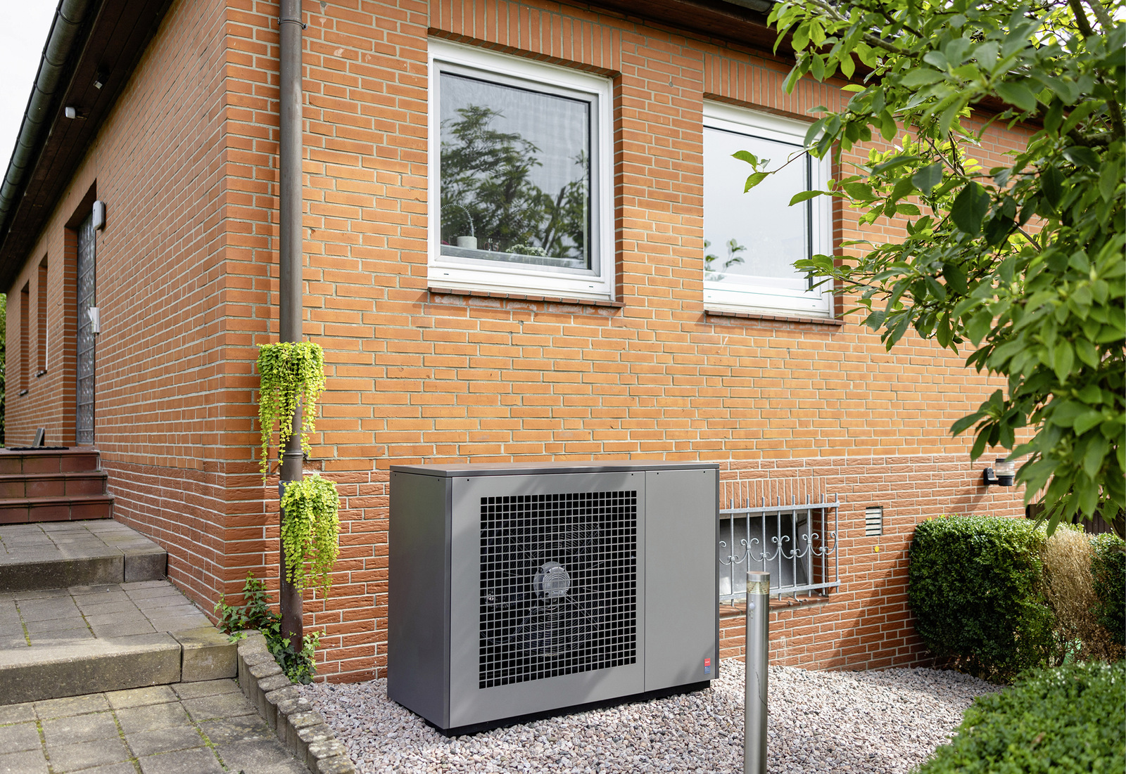 Luft/Wasser-Wärmepumpen | Dimplex - System E von Dimplex