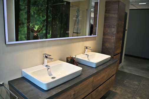 Badberatung - Reisser: Hybride Bad-Ausstellung in Frankfurt